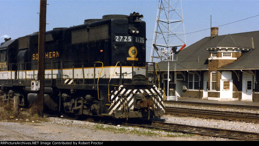 SOU 2725(GP38)